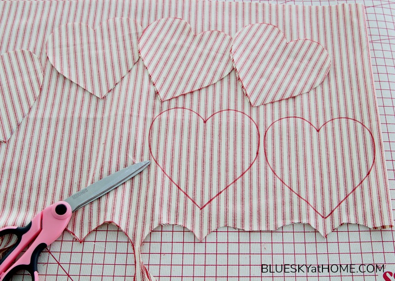 4 Red and White DIY Valentine Heart Decorations - Bluesky at Home