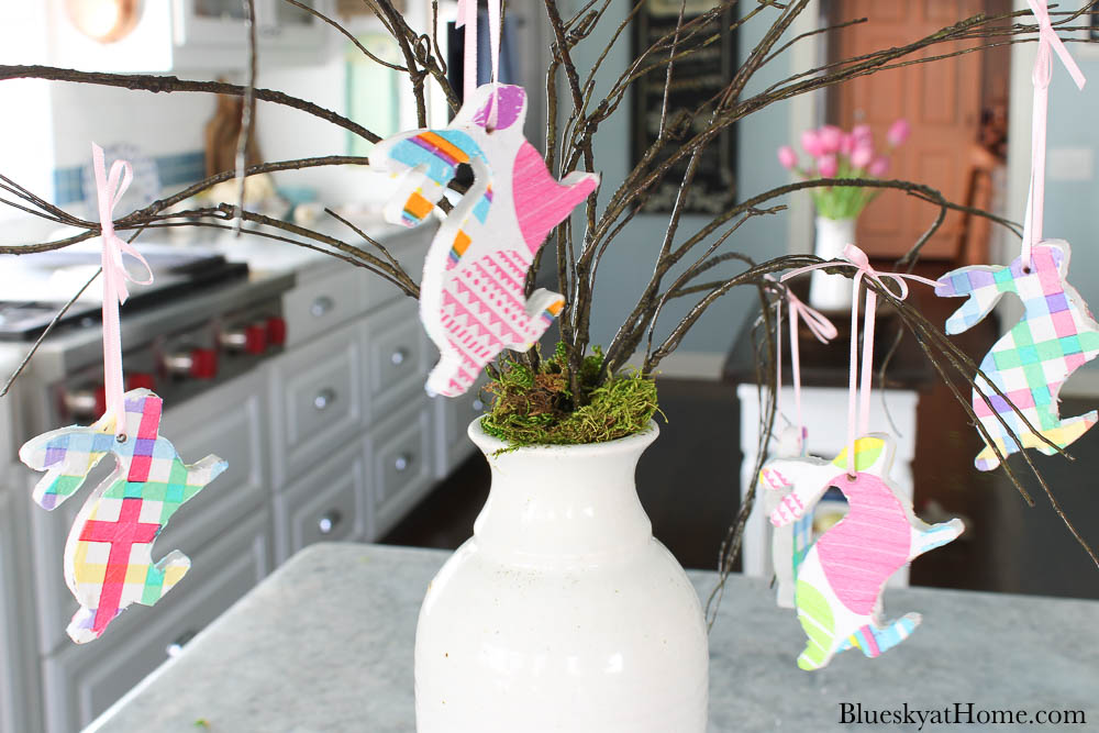 How to Make an Easy DIY Easter Bunny Tree - Bluesky at Home