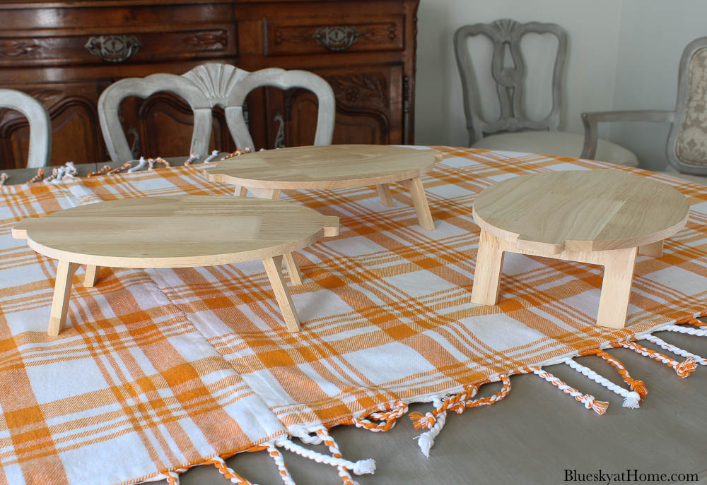 How to Set Up a Sweet Halloween Buffet - Bluesky at Home