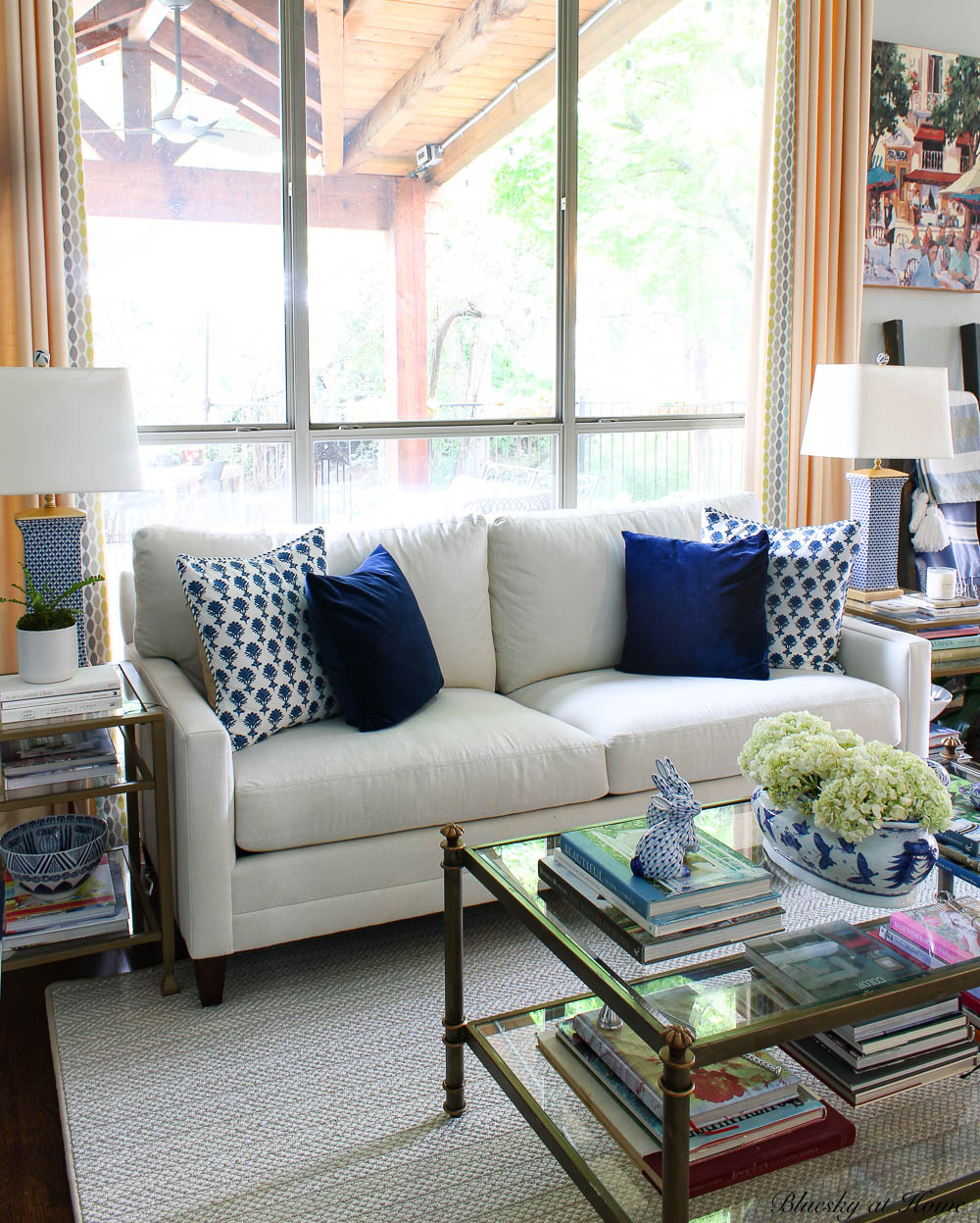 13 Genius Ways to Make Spaces Seem Larger: Tips and Tricks - Bluesky at ...