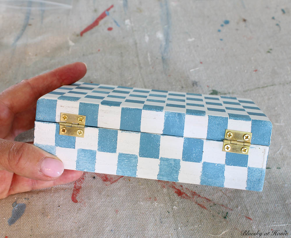 How to Decorate a Wood Box with Paint - Bluesky at Home