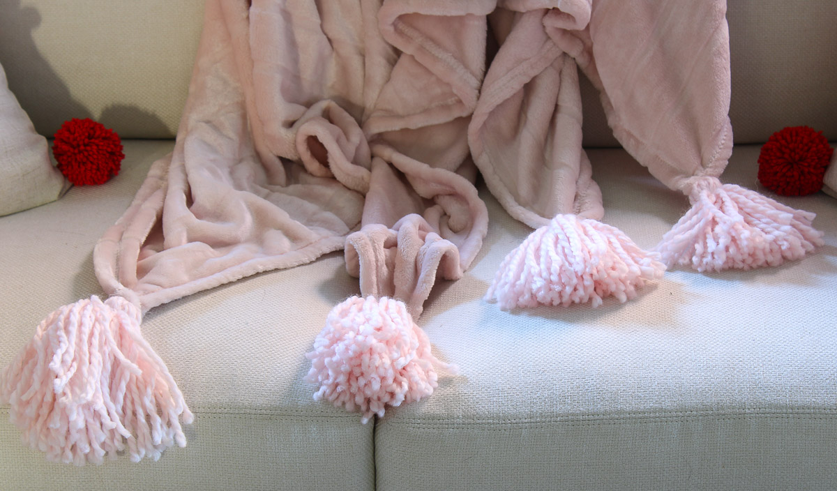 How to Make Tassels to Dress Up a Throw - Bluesky at Home