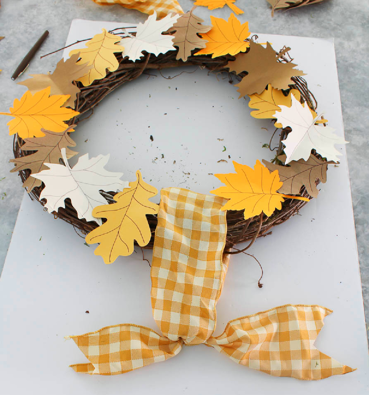 5 Ways to Use DIY Paper Leaves in Your Fall Decor - Bluesky at Home
