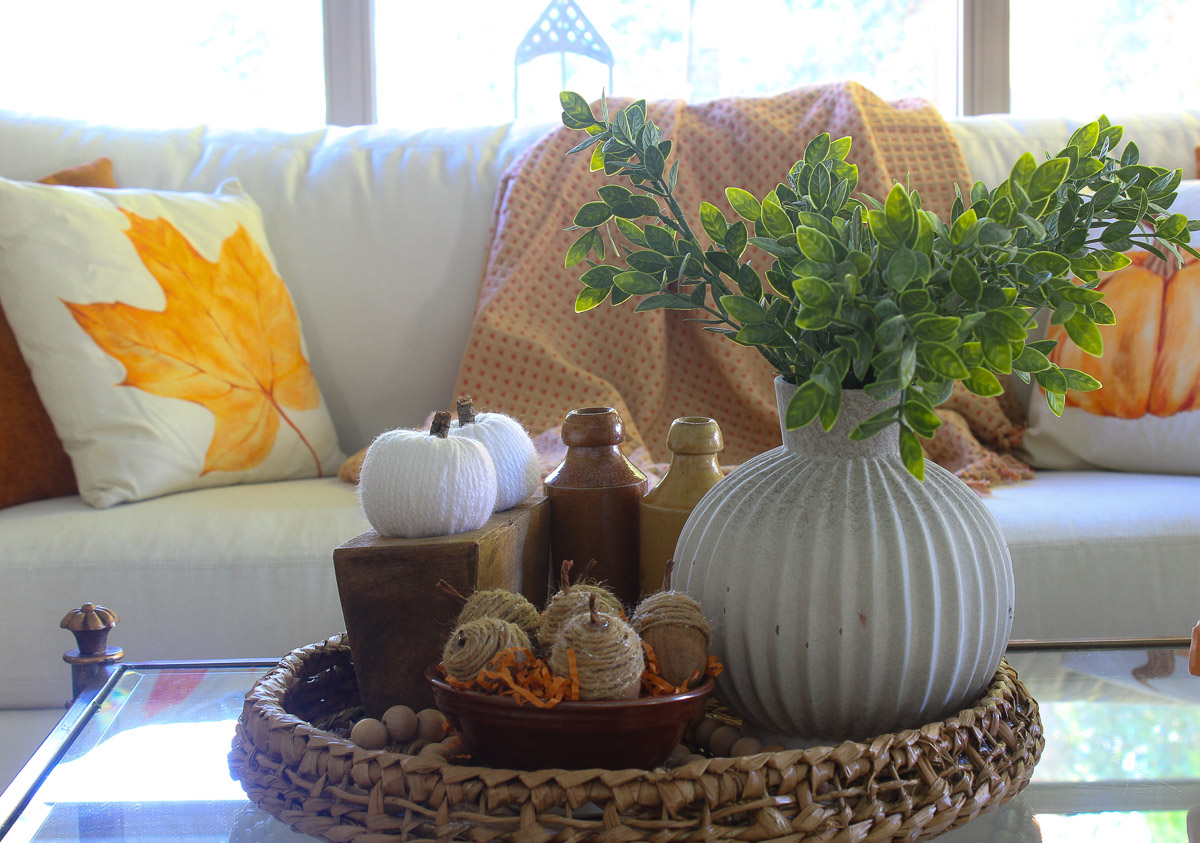 How to Make Natural-Looking DIY Faux Acorns for Fall Home Decor ...