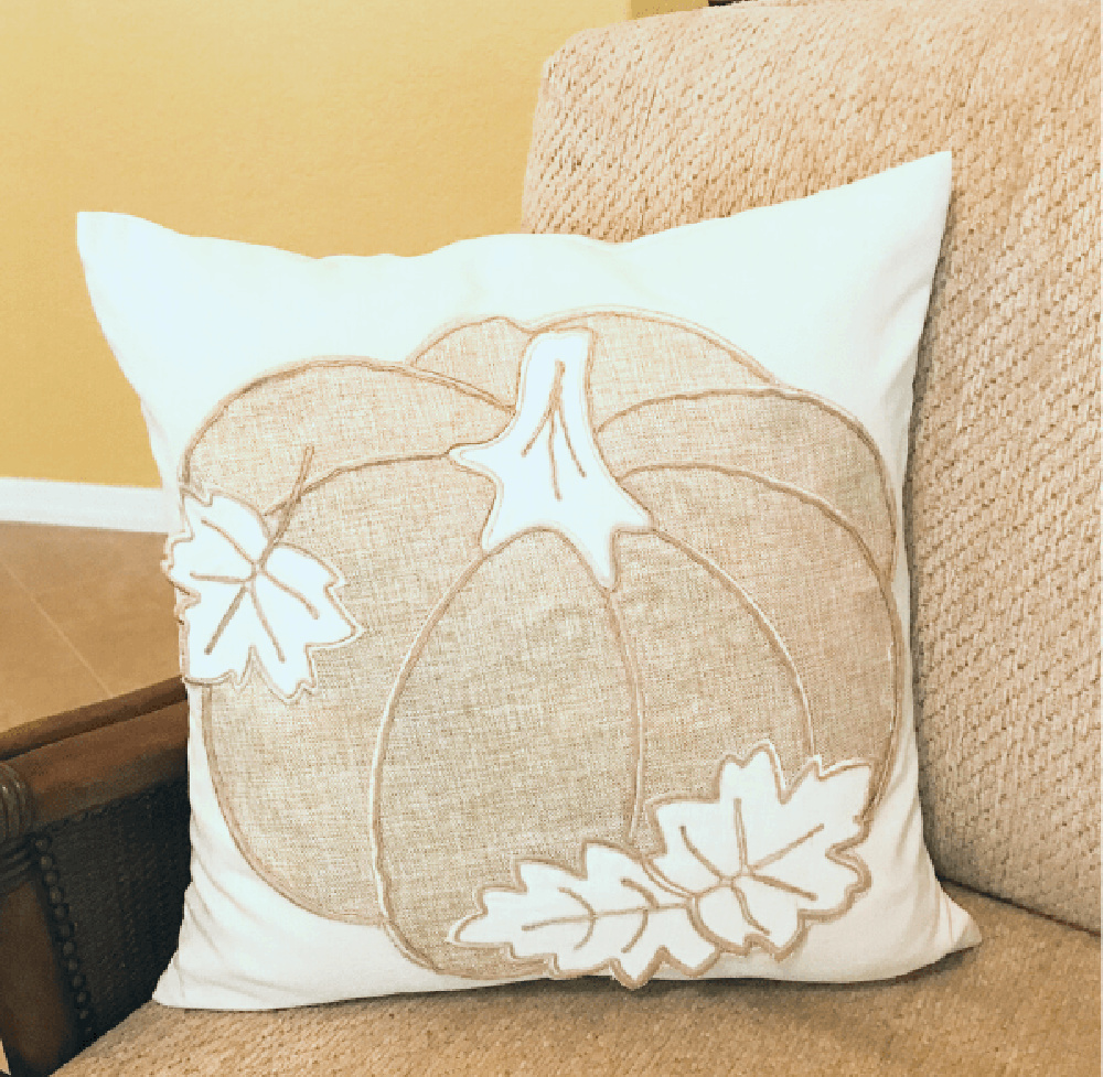 17 Fantastic Fall DIY Pillow Cover Ideas to Make - Bluesky at Home