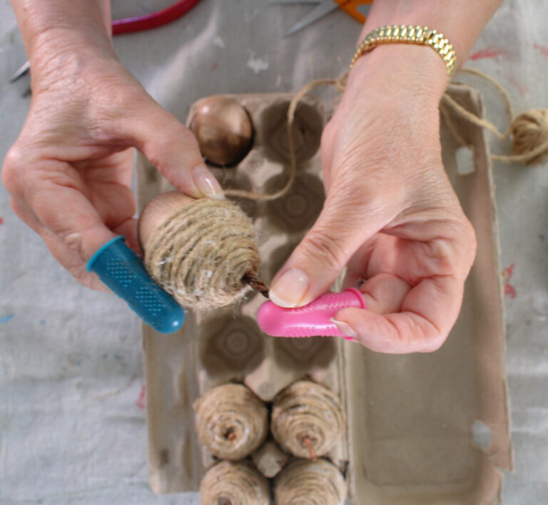 How to Make Natural-Looking DIY Faux Acorns for Fall Home Decor ...