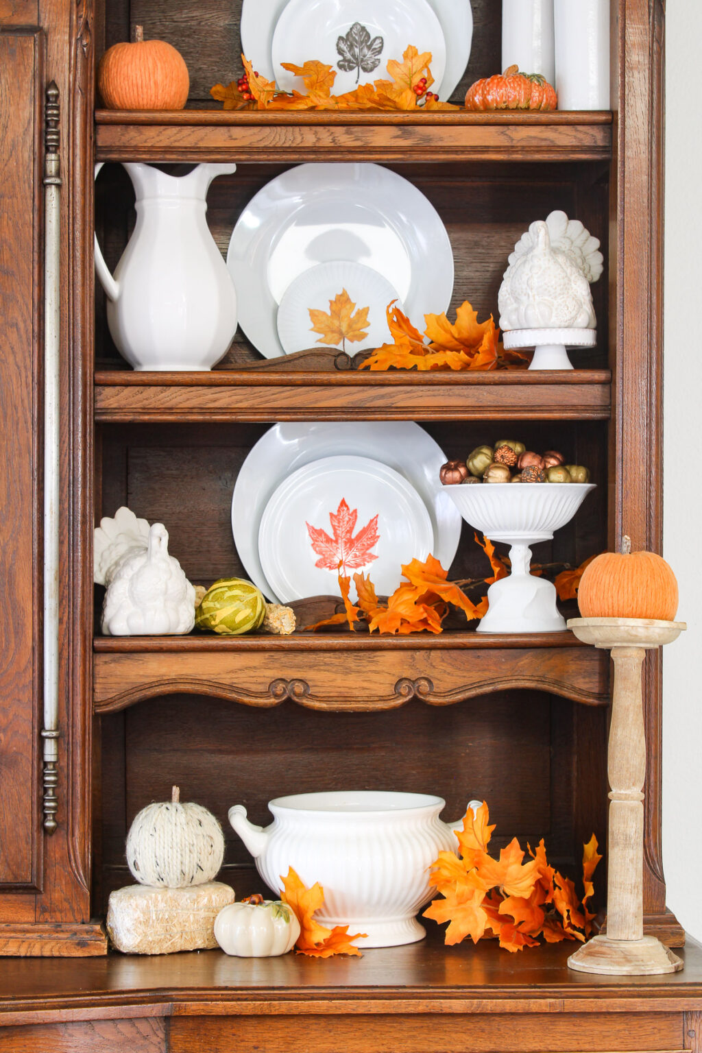 Simple Thanksgiving Hutch Decorating Ideas - Bluesky at Home