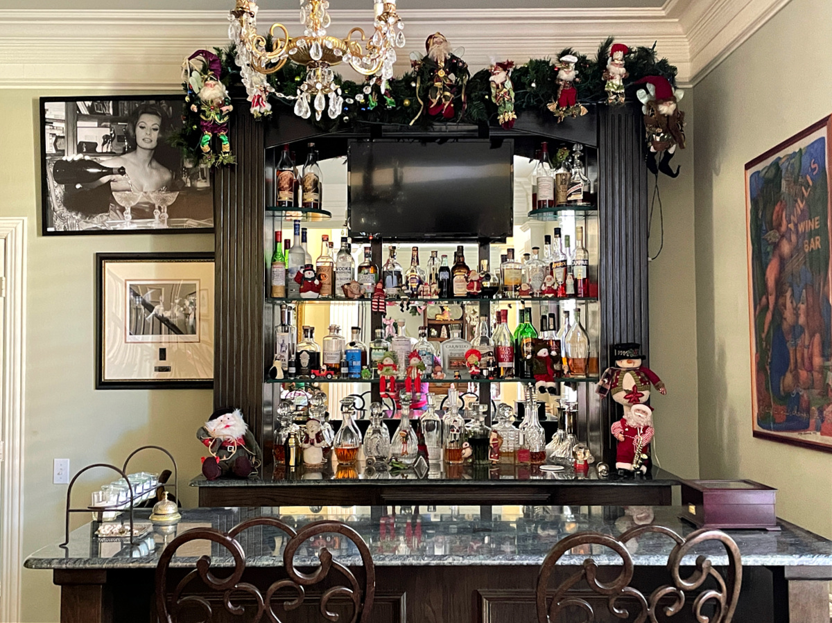 Ideas for Bright and Colorful Christmas Decor - Holiday Home Tour ...