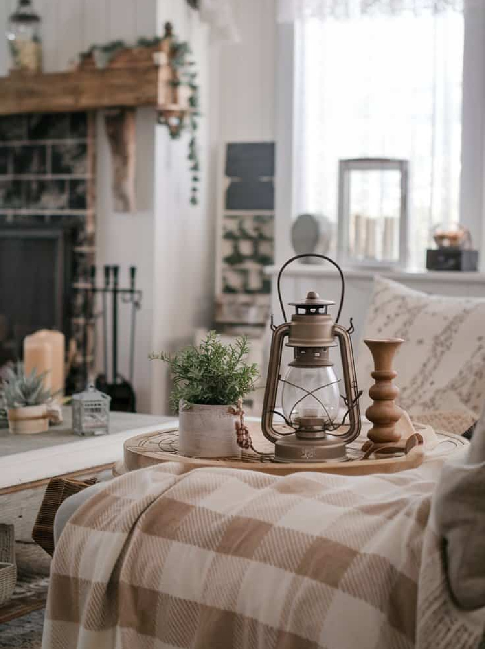 13 Simple Winter Home Decor Ideas to Use - Bluesky at Home