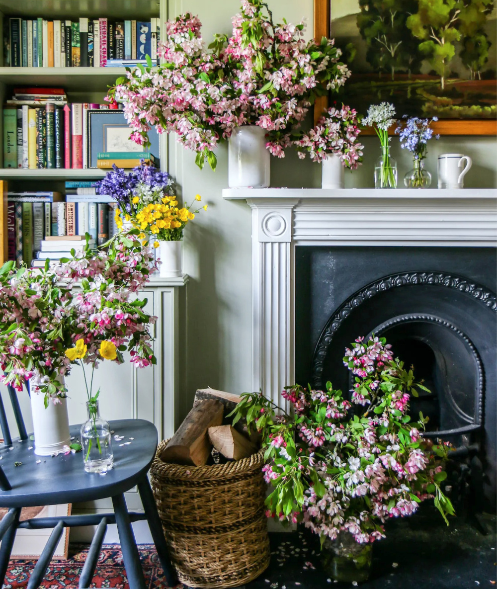 13 Inspiring Ideas for Stunning Spring Mantel Decor - Bluesky at Home