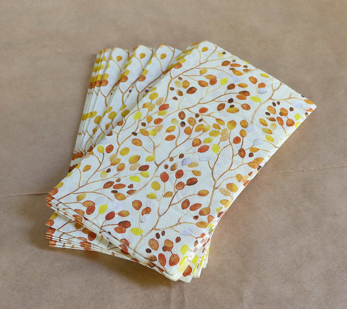 DIY Fall Decoupage Chargers with an Autumn Leaf Design - Bluesky at Home