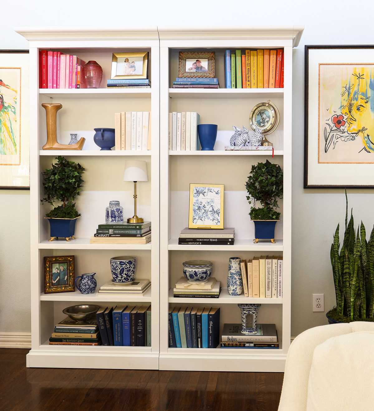 How to Style an Autumn Bookshelf: Transform Your Shelves for Fall ...