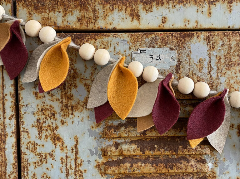 15 Easy DIY Fall Garlands to Add Cozy Autumn Charm Anywhere - Bluesky ...