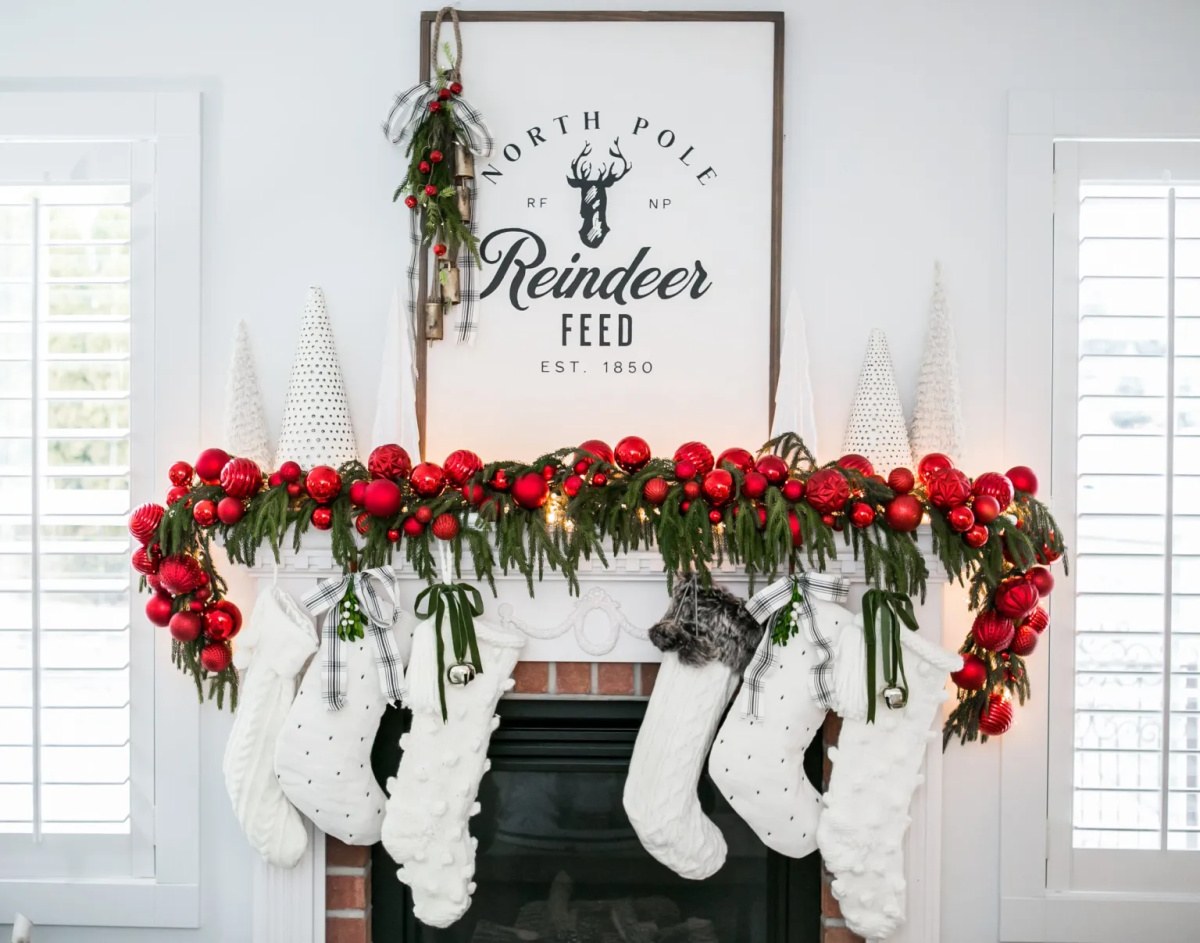 Christmas Stocking Display Ideas (With or Without a Mantel) - Bluesky ...