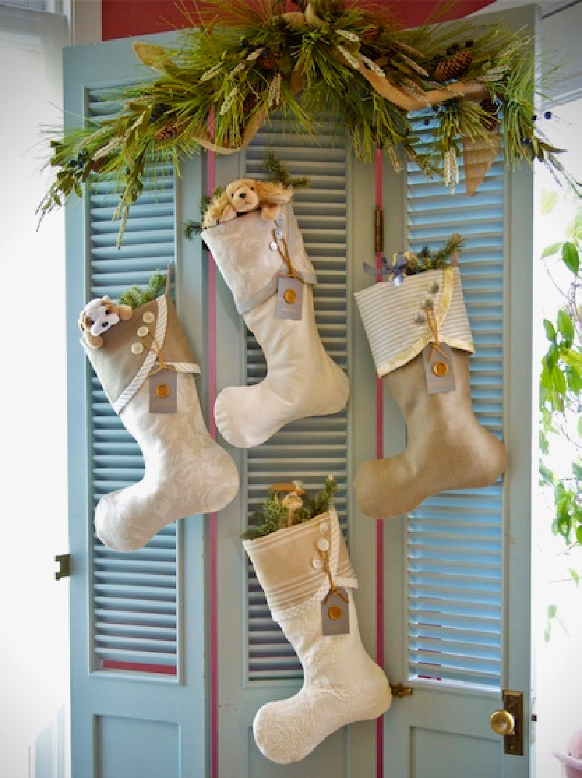 Christmas Stocking Display Ideas (With or Without a Mantel) - Bluesky ...