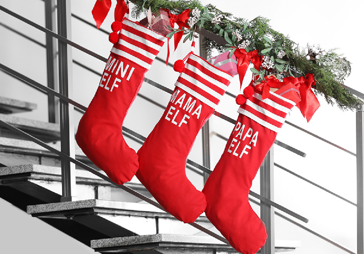 Christmas Stocking Display Ideas (With or Without a Mantel) - Bluesky ...